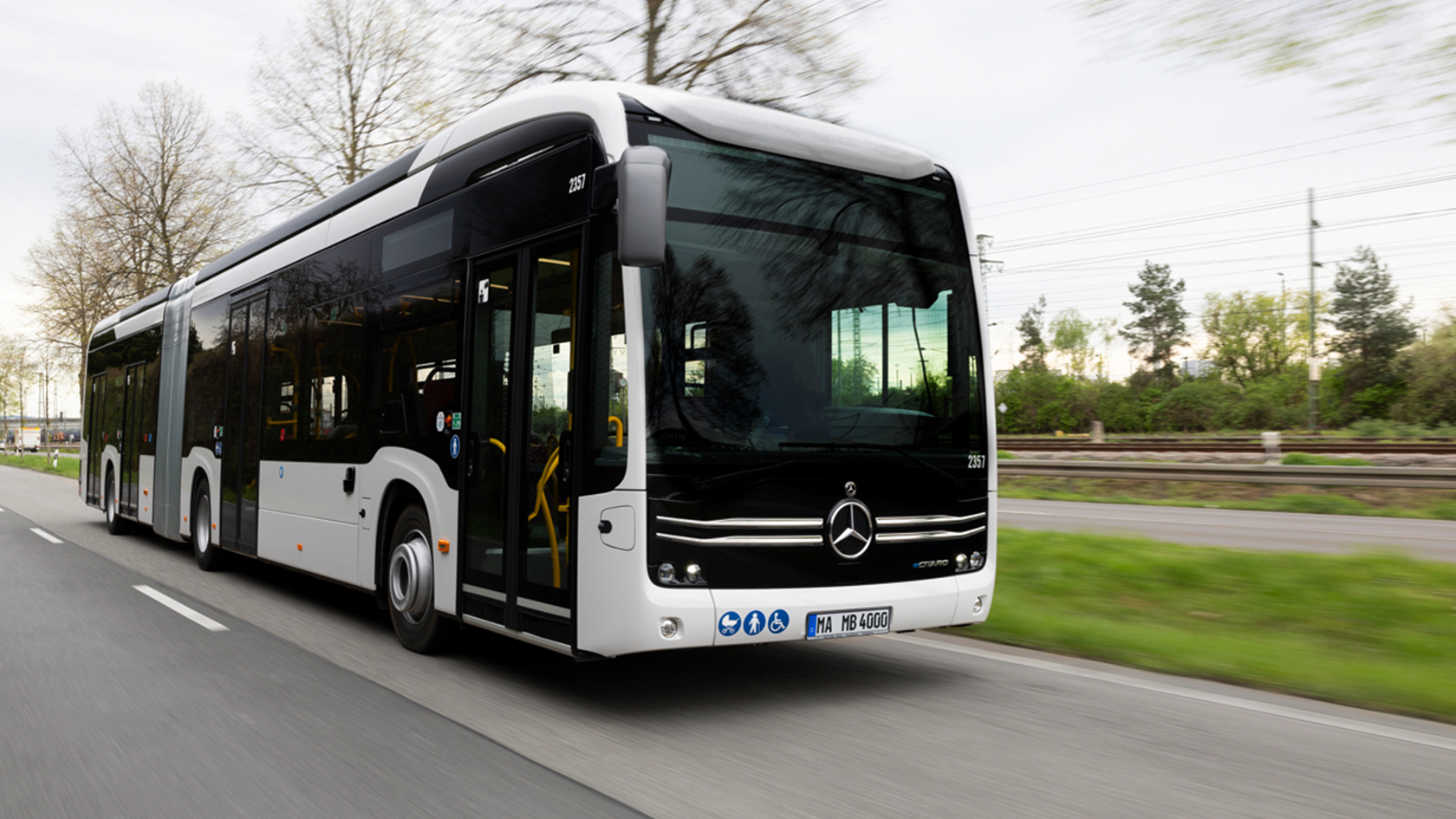 Mercedes Benz Bus 2024