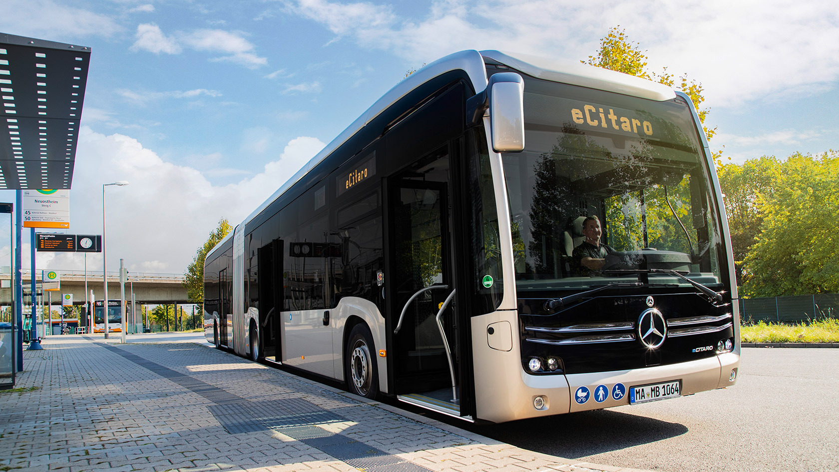 Attualità: Daimler Buses desidera continuare a crescere con gli E-Services. – Mercedes-Benz Autobus
