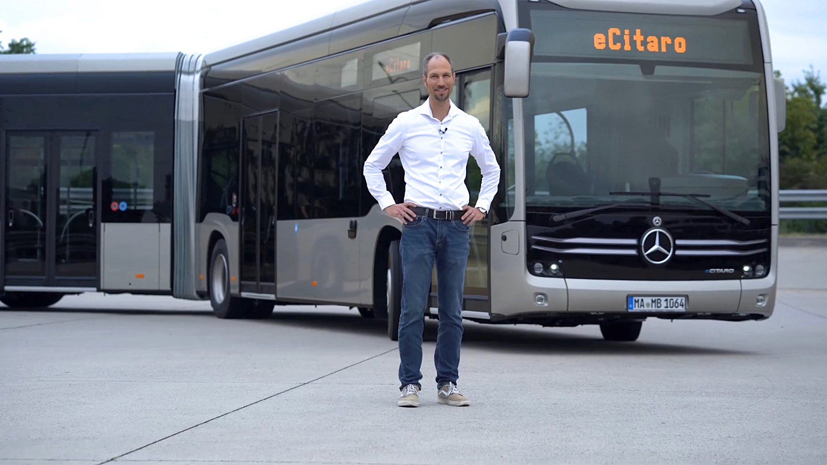 Omnibus Magazine: E-mobility in XXL format. – Mercedes-Benz Buses