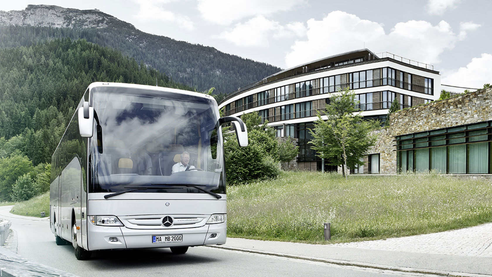 Tourismo Euro V: Safety – Mercedes-Benz Buses